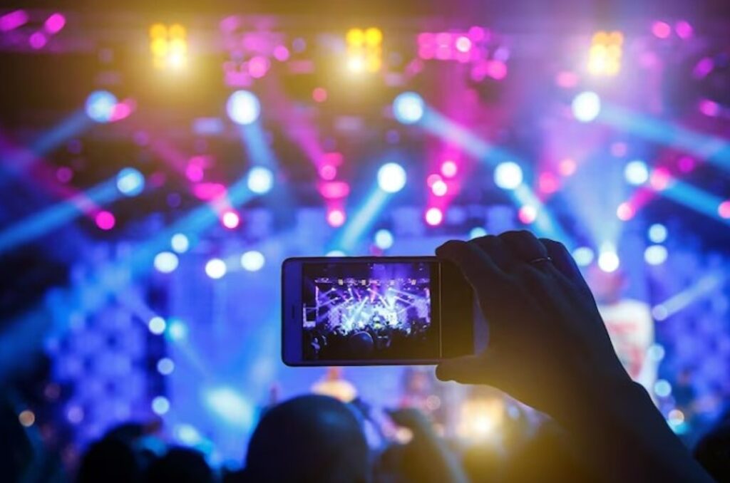 Virtual Concerts: How Apps Are Changing the Live Music Experience